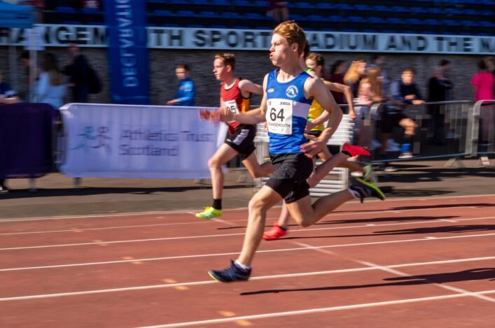 Noticeboard: Run4It discount; Freshers Match; Leaders - Scottish Athletics