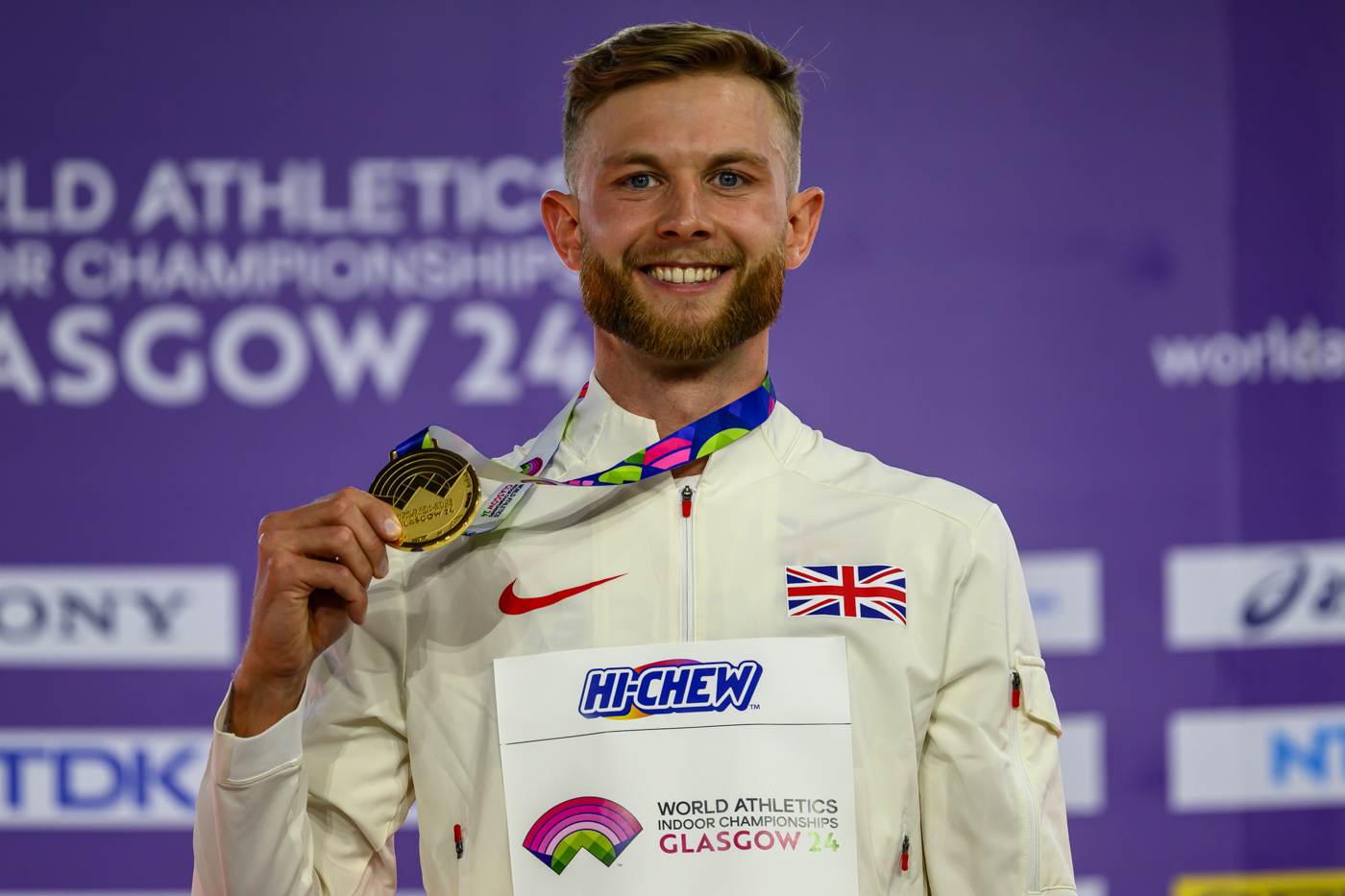 Josh wins World Indoors gold after stunning final as Laura finishes fifth - Scottish Athletics